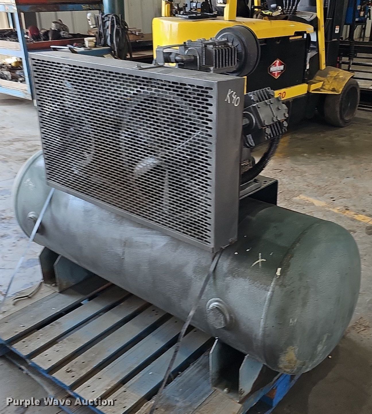 Curtis Challenge Air 5HT8UP-A3 air compressor in Waterloo, NE | Item ...