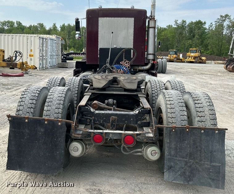 1988 Kenworth semi truck in Saint Joseph, MO | Item DS6359 sold ...