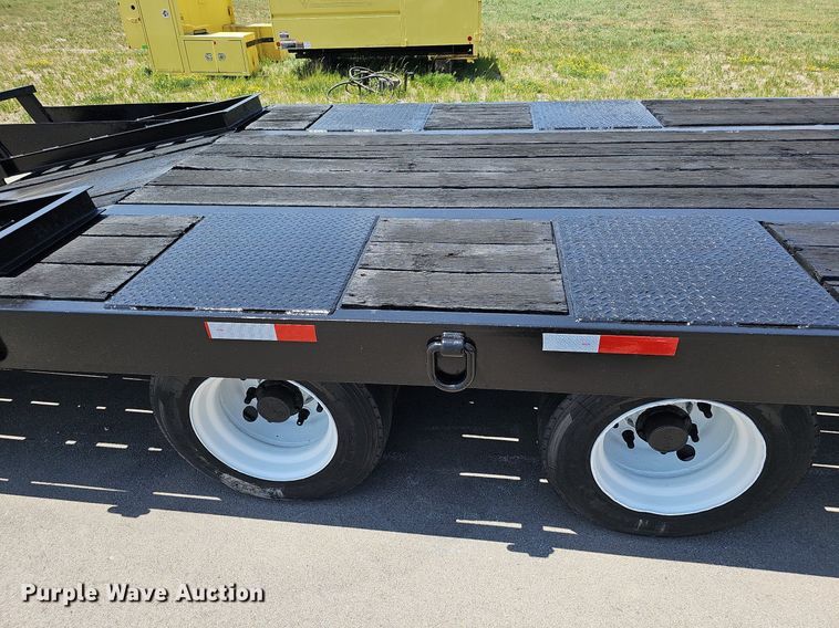 2015 Lucon 10T202ALPHD equipment trailer in Waterloo, NE | Item MD9888 ...