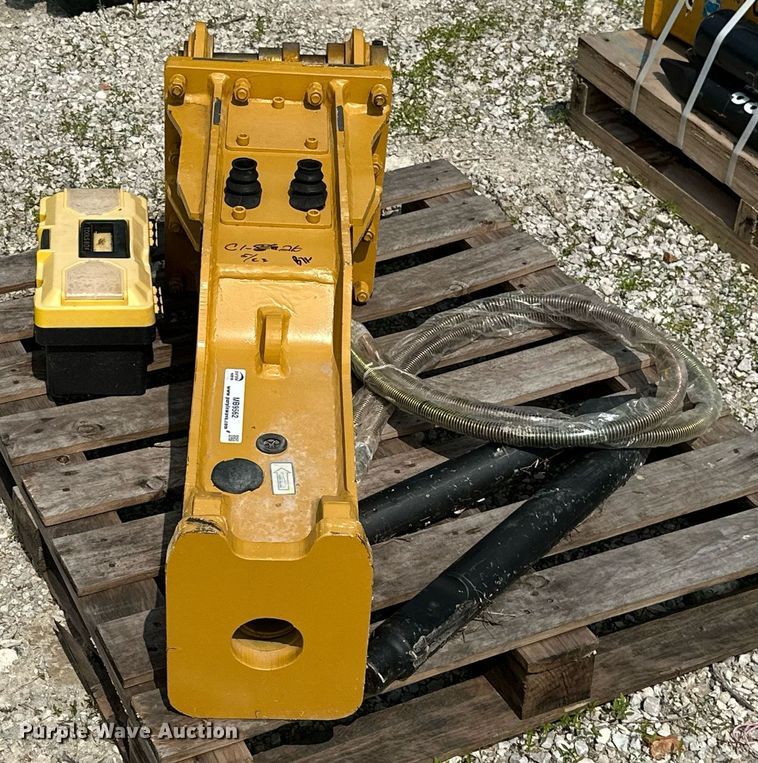 2023 Jisan JSB400 breaker in Webb City, MO | Item MB9562 sold | Purple Wave