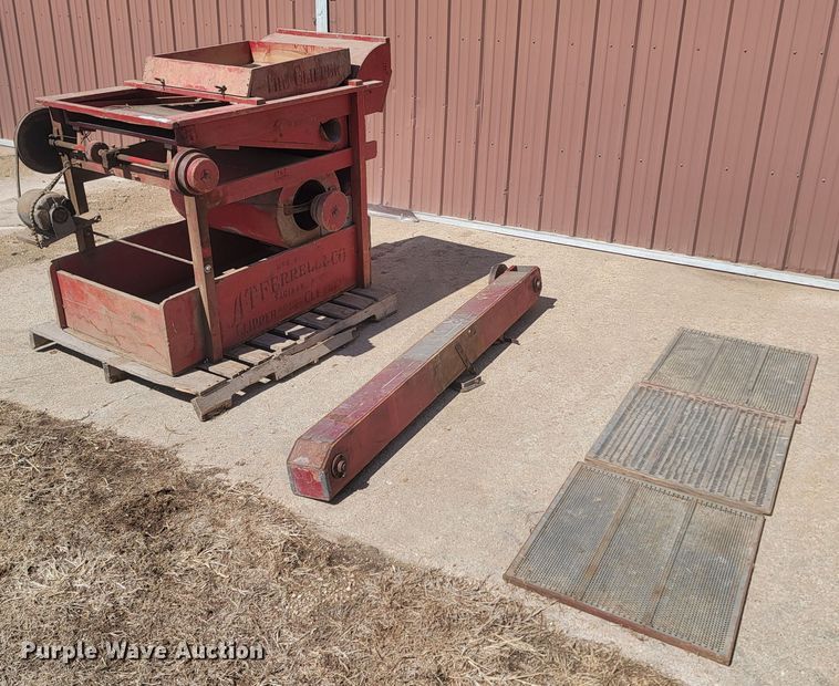 A.T. Ferrell & Co. The Clipper grain cleaner in George, IA | Item ...