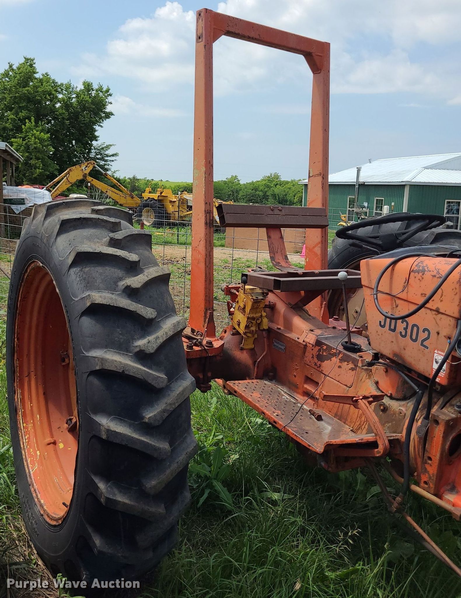 John Deere 302 tractor in St Marys, KS | Item DK1949 sold | Purple Wave
