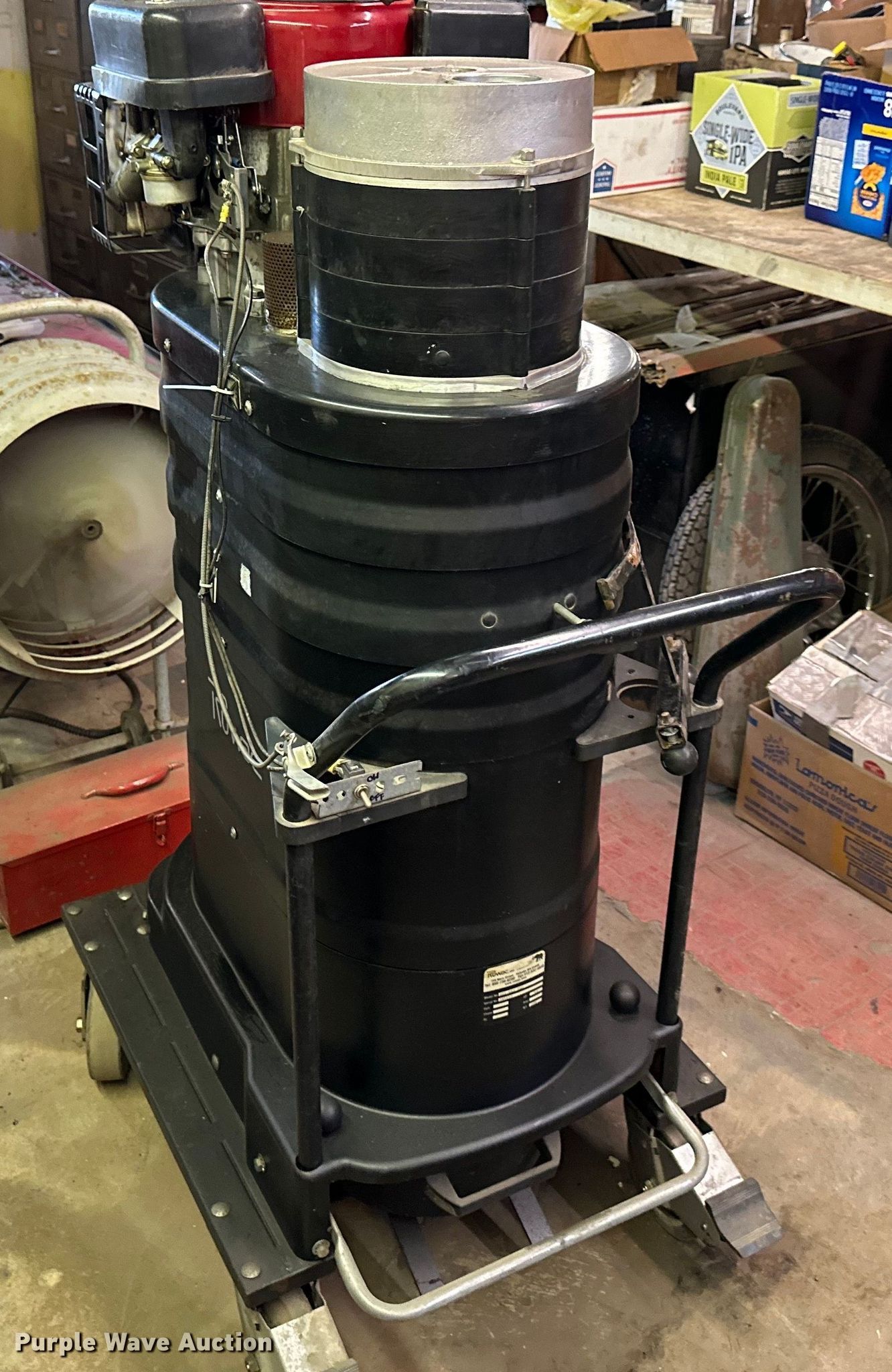 Ruwac DS1 Gas Vac vacuum in Atchison, KS | Item LN9283 sold | Purple Wave