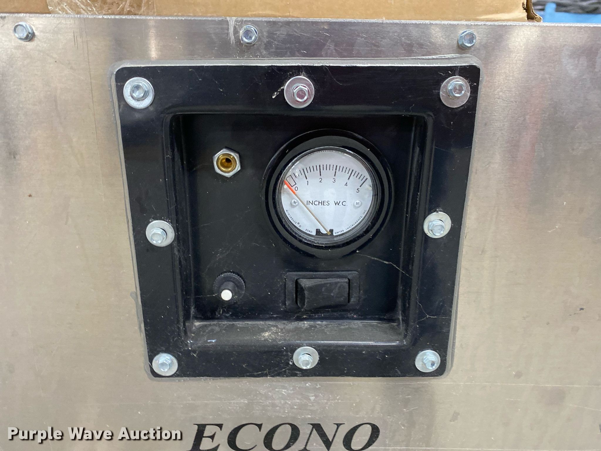 Aerospace America Econo 9143 filter system in Tulsa, OK | Item MG9946 sold | Purple Wave