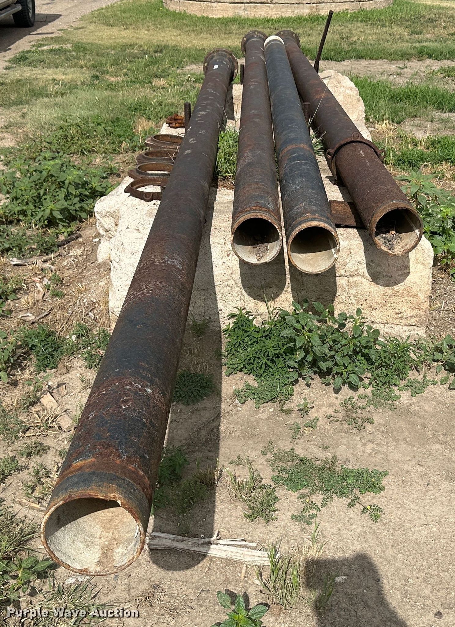 Cast iron pipe in Utica, KS | Item NM9363 sold | Purple Wave