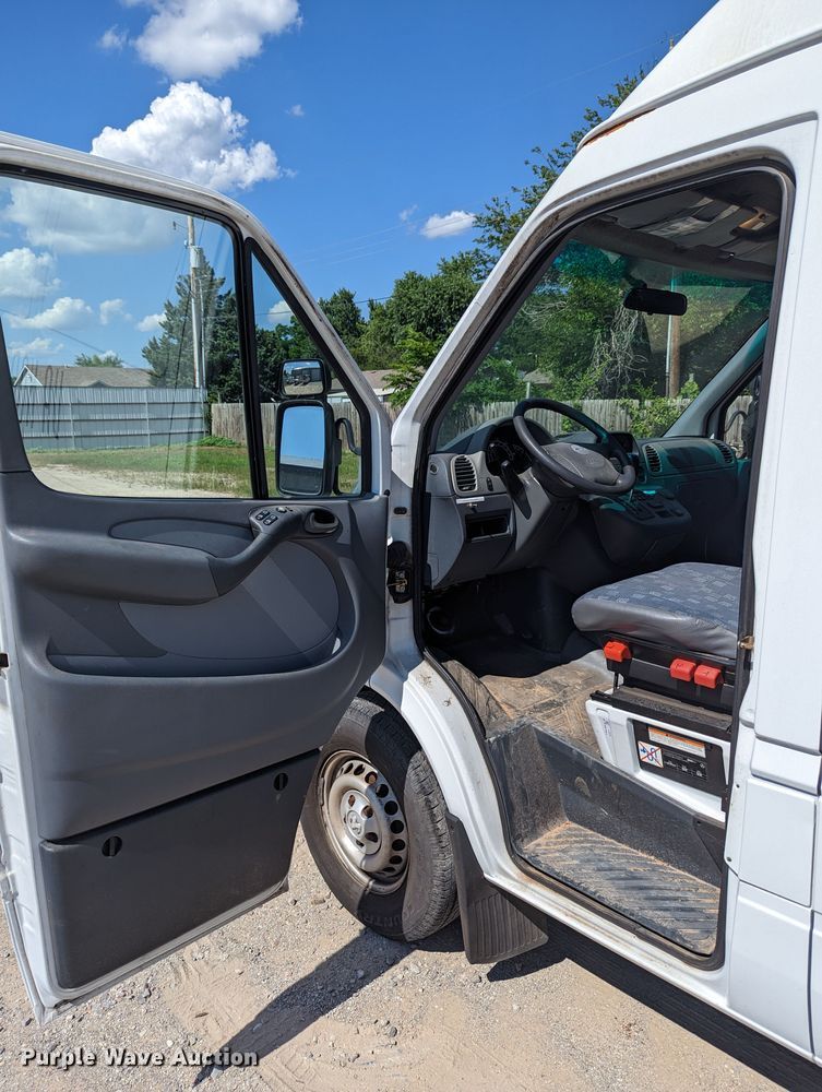 2006 Dodge Sprinter 2500 handicap accessible van in Norman, OK | Item ...