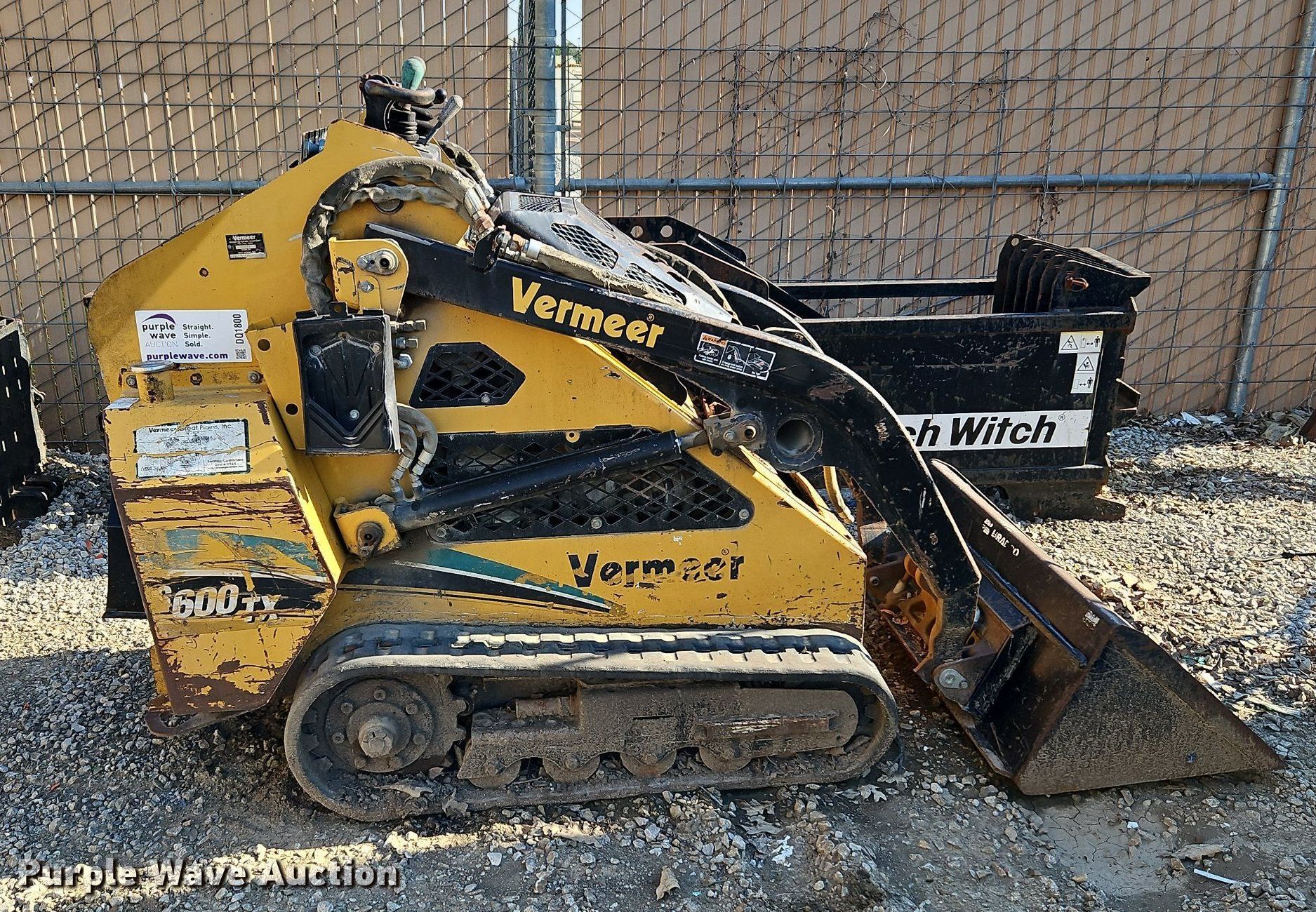 2005 Vermeer S600TX compact utility loader in Olathe, KS | Item DQ1800 ...