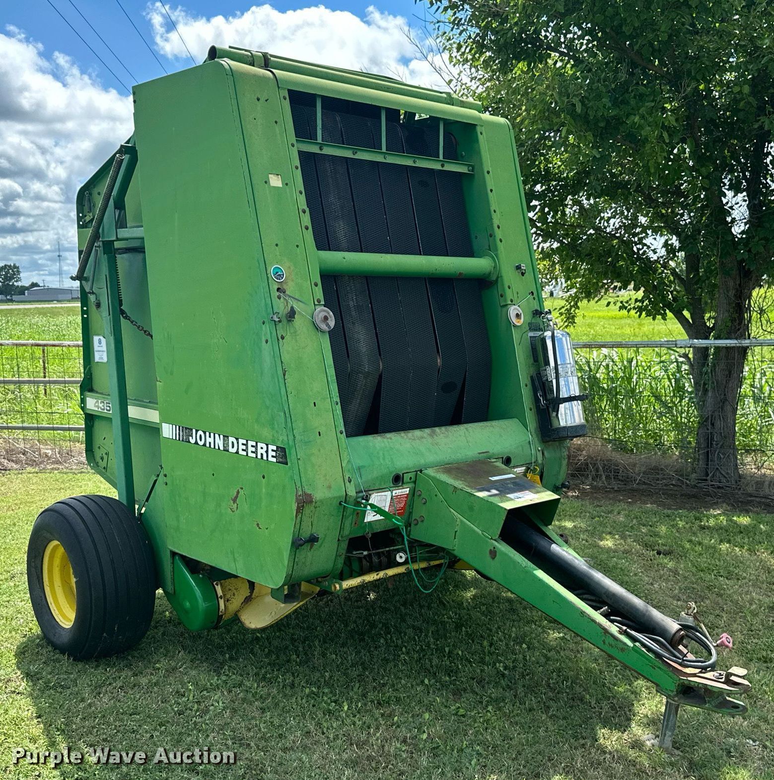1991 John Deere 435 round baler in Oologah, OK | Item ML9064 sold ...