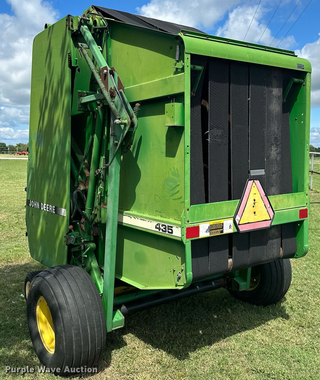 1991 John Deere 435 round baler in Oologah, OK | Item ML9064 sold ...