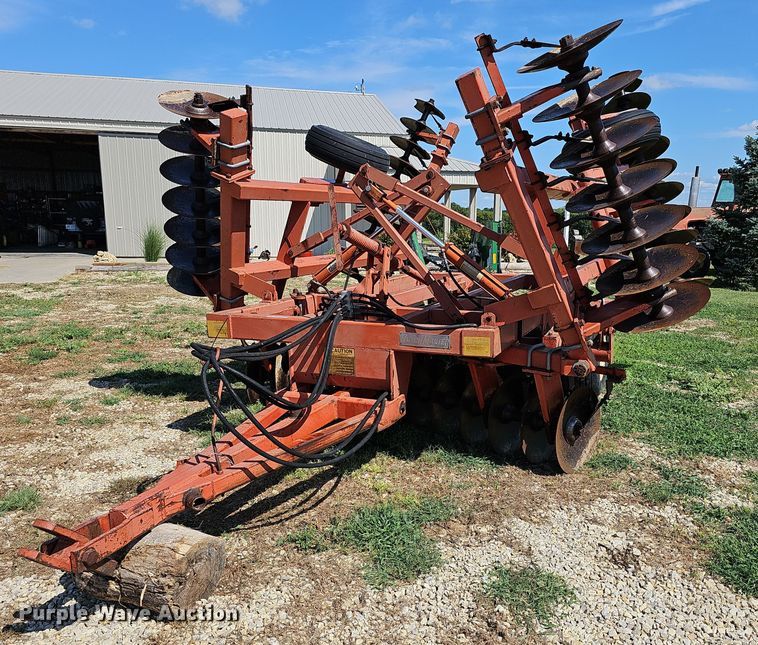 Hutchmaster disk in Wakefield, KS | Item NU9119 sold | Purple Wave