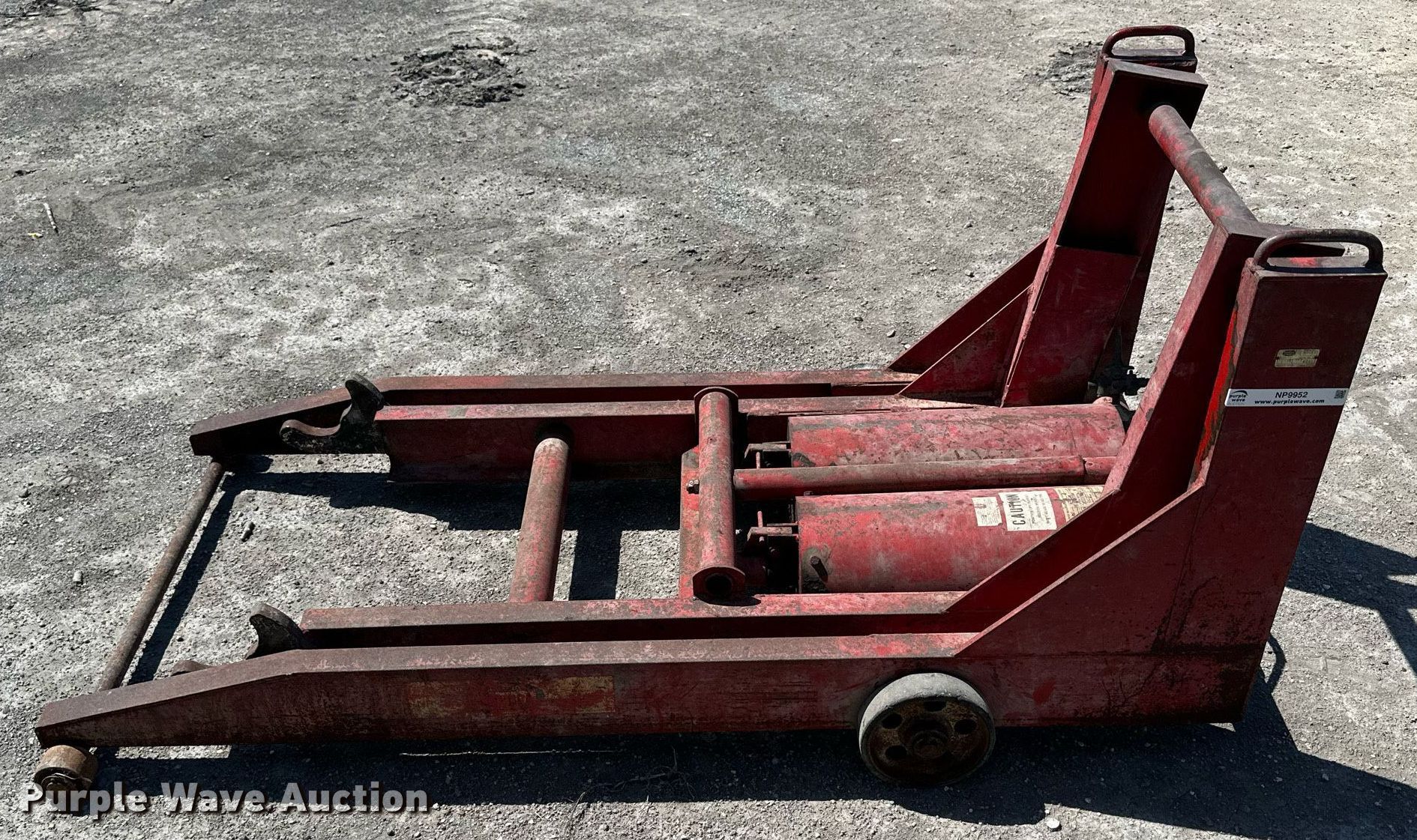 Rotunda NR-51 air lift jack in Phillipsburg, KS | Item NP9952 sold ...