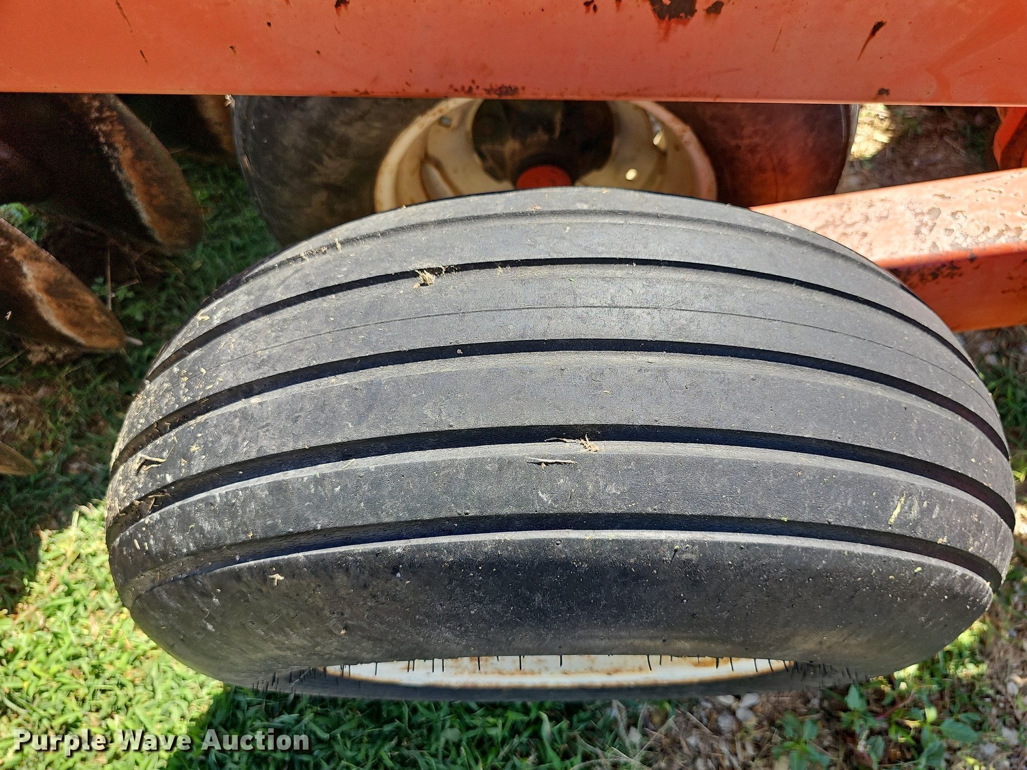 Hutchmaster disk in Wakefield, KS | Item NU9119 sold | Purple Wave