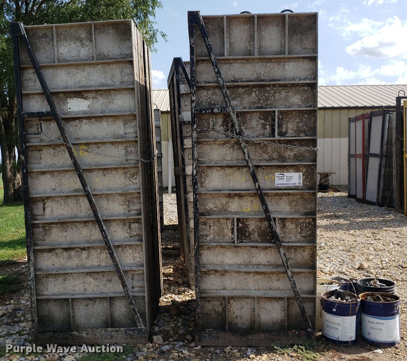 Concrete forms in Benton, KS | Item DO3041 sold | Purple Wave
