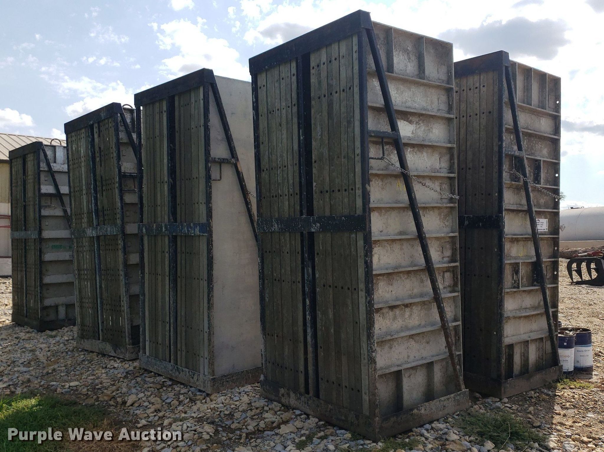 Concrete forms in Benton, KS | Item DO3041 sold | Purple Wave