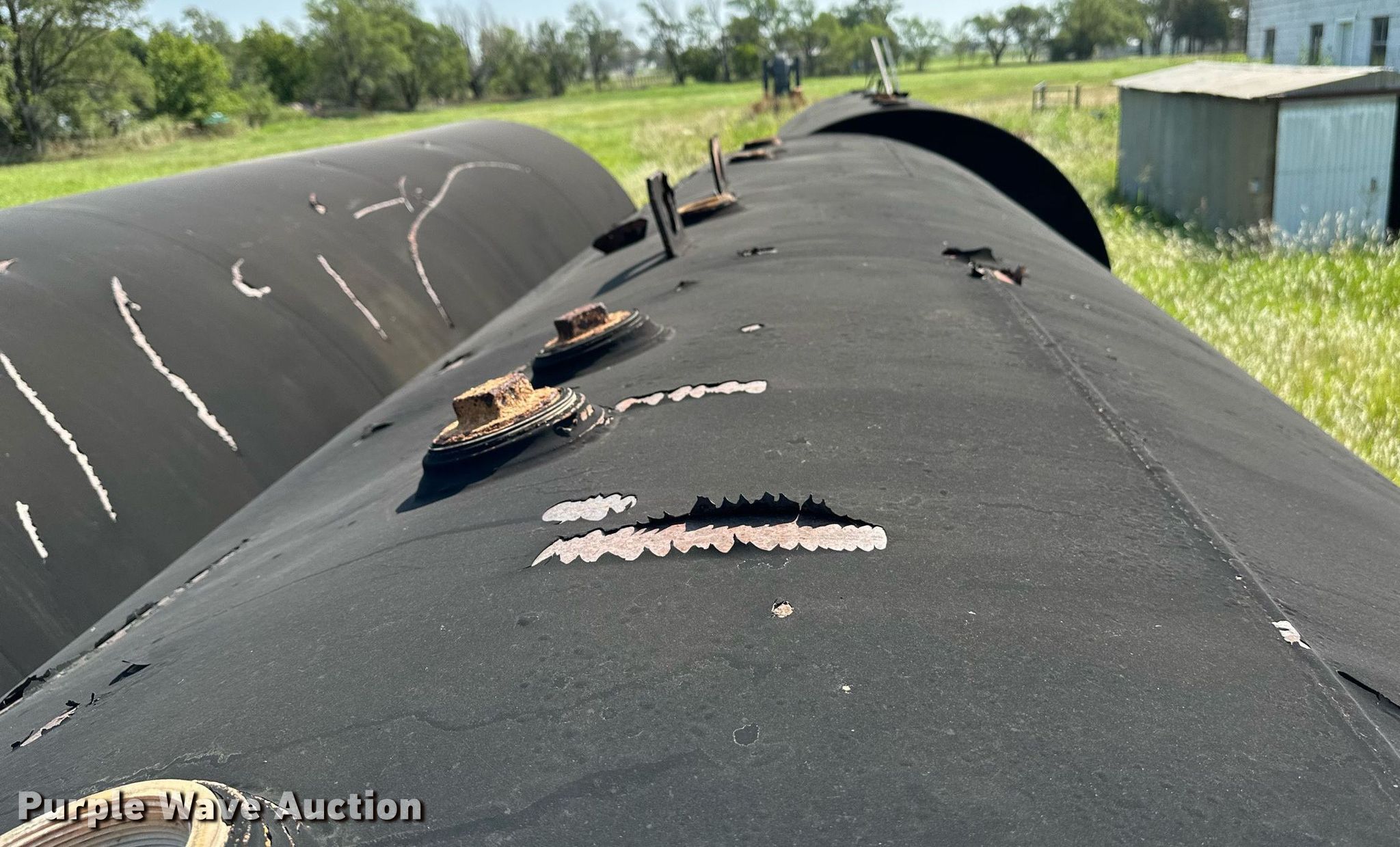 (3) Smith STI-P3 fuel tanks in Roxbury, KS | Item HN9959 sold | Purple Wave