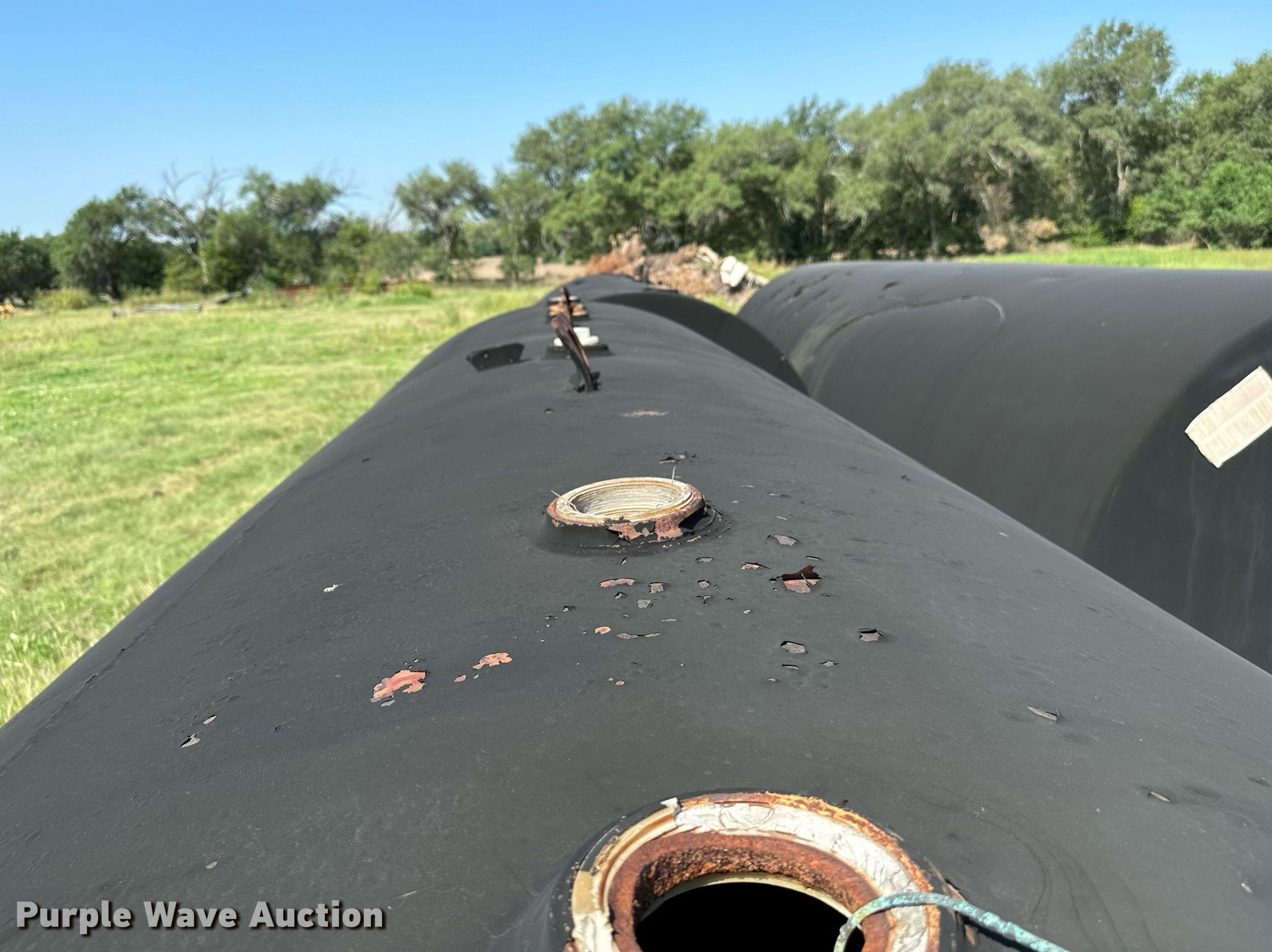 (3) Smith STI-P3 fuel tanks in Roxbury, KS | Item HN9959 sold | Purple Wave