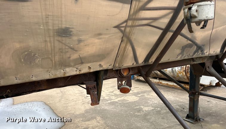 1971 Trailmobile G61I6FAE tank trailer in Burkburnett, TX | Item LB9342 ...