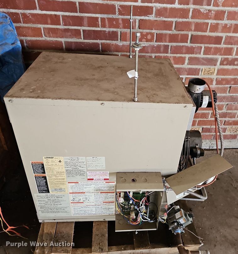Lennox LF24-75A-2 propane heater in Emporia, KS | Item MP9395 sold | Purple Wave