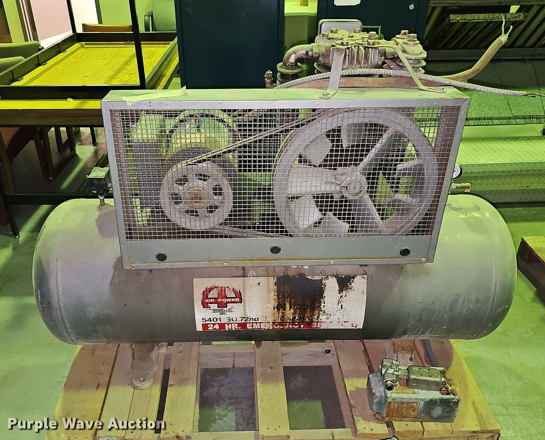 1990 Industrial Air Machine C521E80H air compressor in Lincoln, NE ...