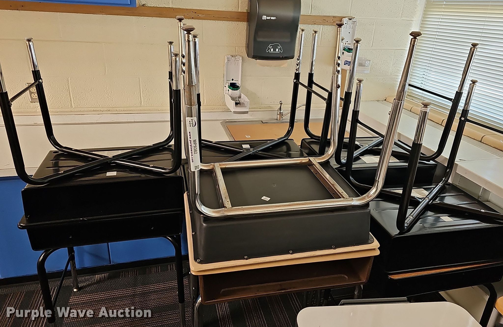 (10) student desks in Lawrence, KS | Item MP9382 sold | Purple Wave