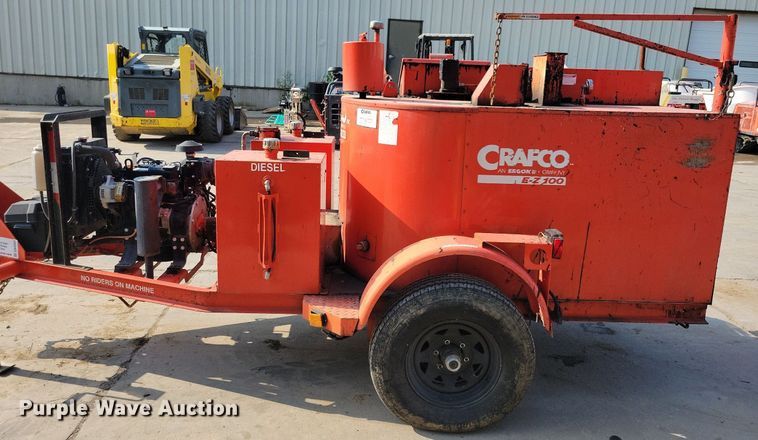 2009 Crafco EZ Pour 100 D pothole patcher in Des Moines, IA | Item DN4069 sold | Purple Wave