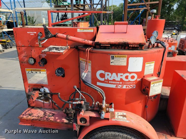 2009 Crafco EZ Pour 100 D pothole patcher in Des Moines, IA | Item DN4069 sold | Purple Wave