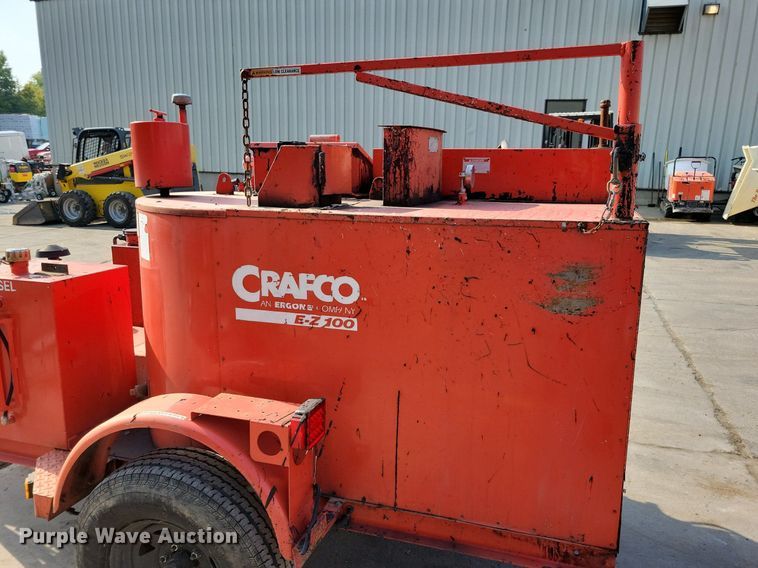 2009 Crafco EZ Pour 100 D pothole patcher in Des Moines, IA | Item DN4069 sold | Purple Wave