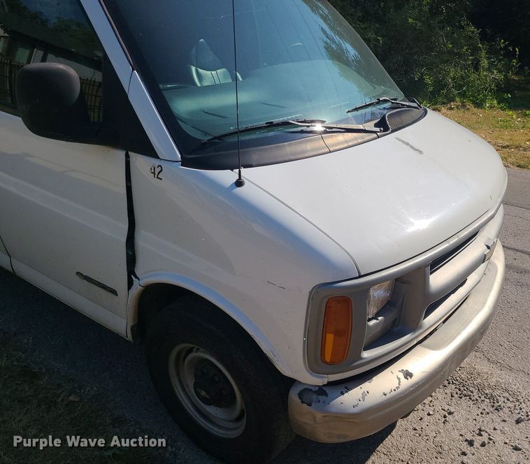 1997 Chevrolet Express 3500 van in Kansas City, MO | Item MJ9352 sold ...