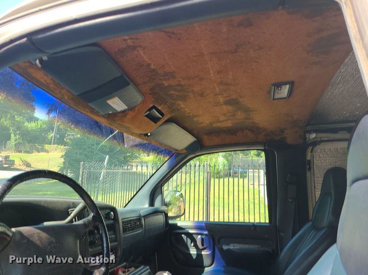 1997 Chevrolet Express 3500 van in Kansas City, MO | Item MJ9352 sold ...