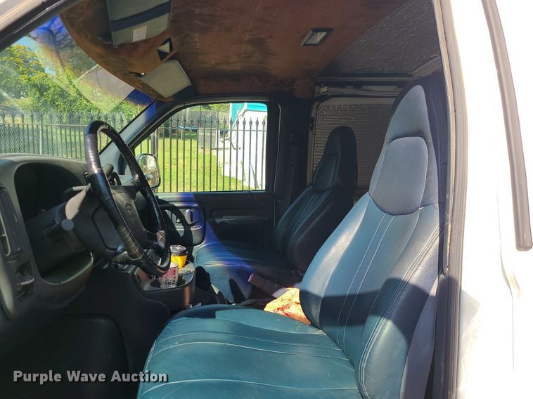 1997 Chevrolet Express 3500 van in Kansas City, MO | Item MJ9352 sold ...