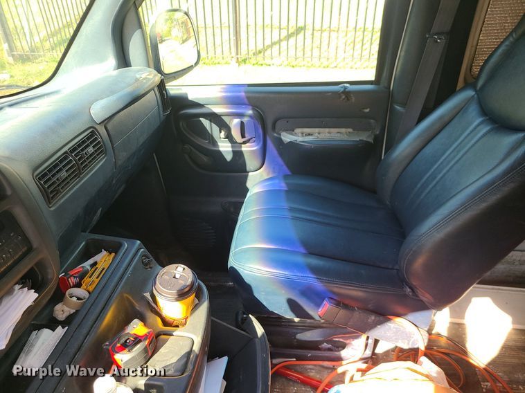 1997 Chevrolet Express 3500 van in Kansas City, MO | Item MJ9352 sold ...