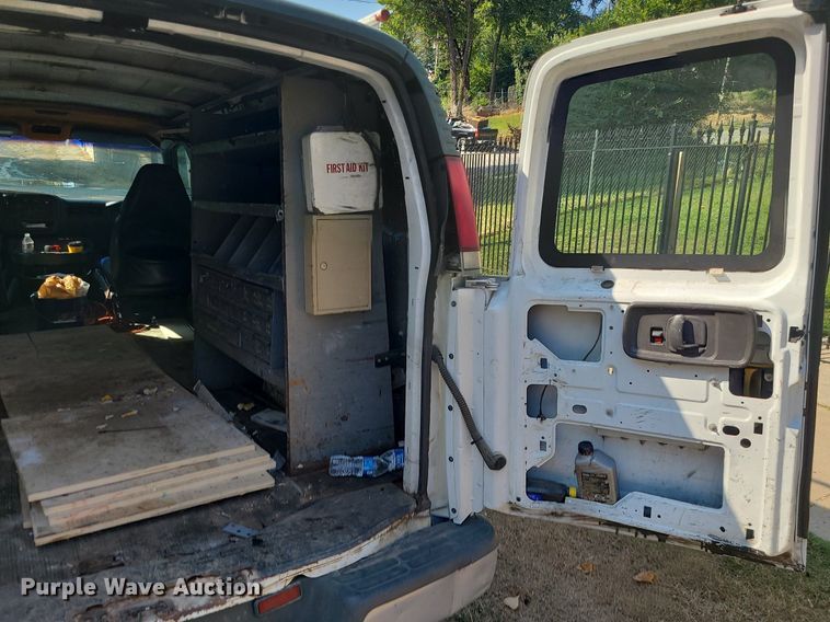 1997 Chevrolet Express 3500 van in Kansas City, MO | Item MJ9352 sold ...