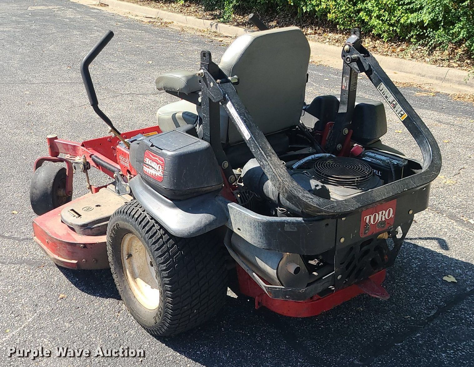 Toro Z Master 6000 Series ZTR lawn mower in Raytown, MO | Item MJ9397 ...