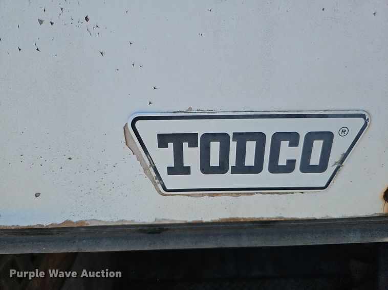 Todco box bed in Blair, NE | Item DS5647 for sale | Purple Wave