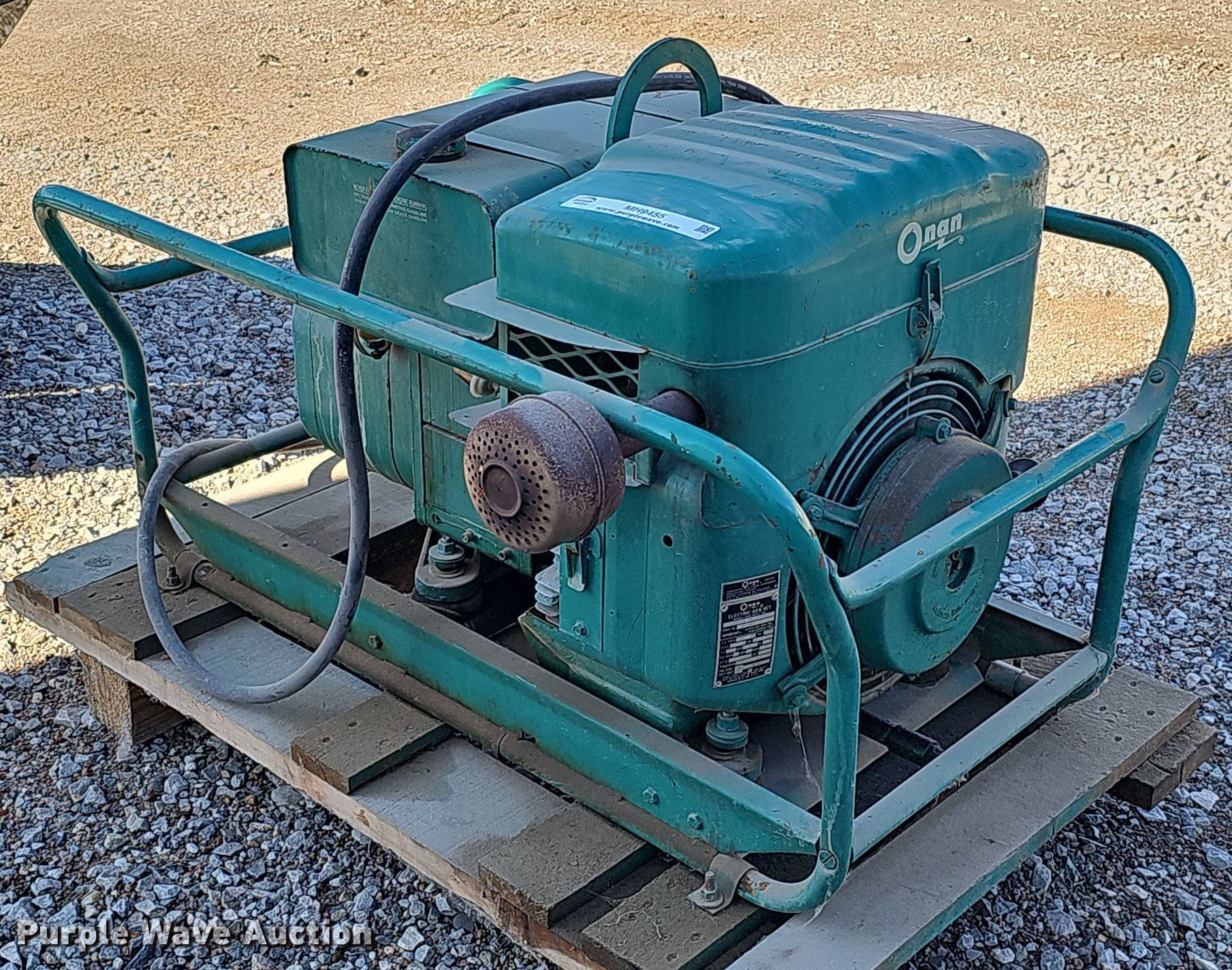 Onan 5.0CCK-3CE generator in Blair, NE | Item MH9455 for sale | Purple Wave