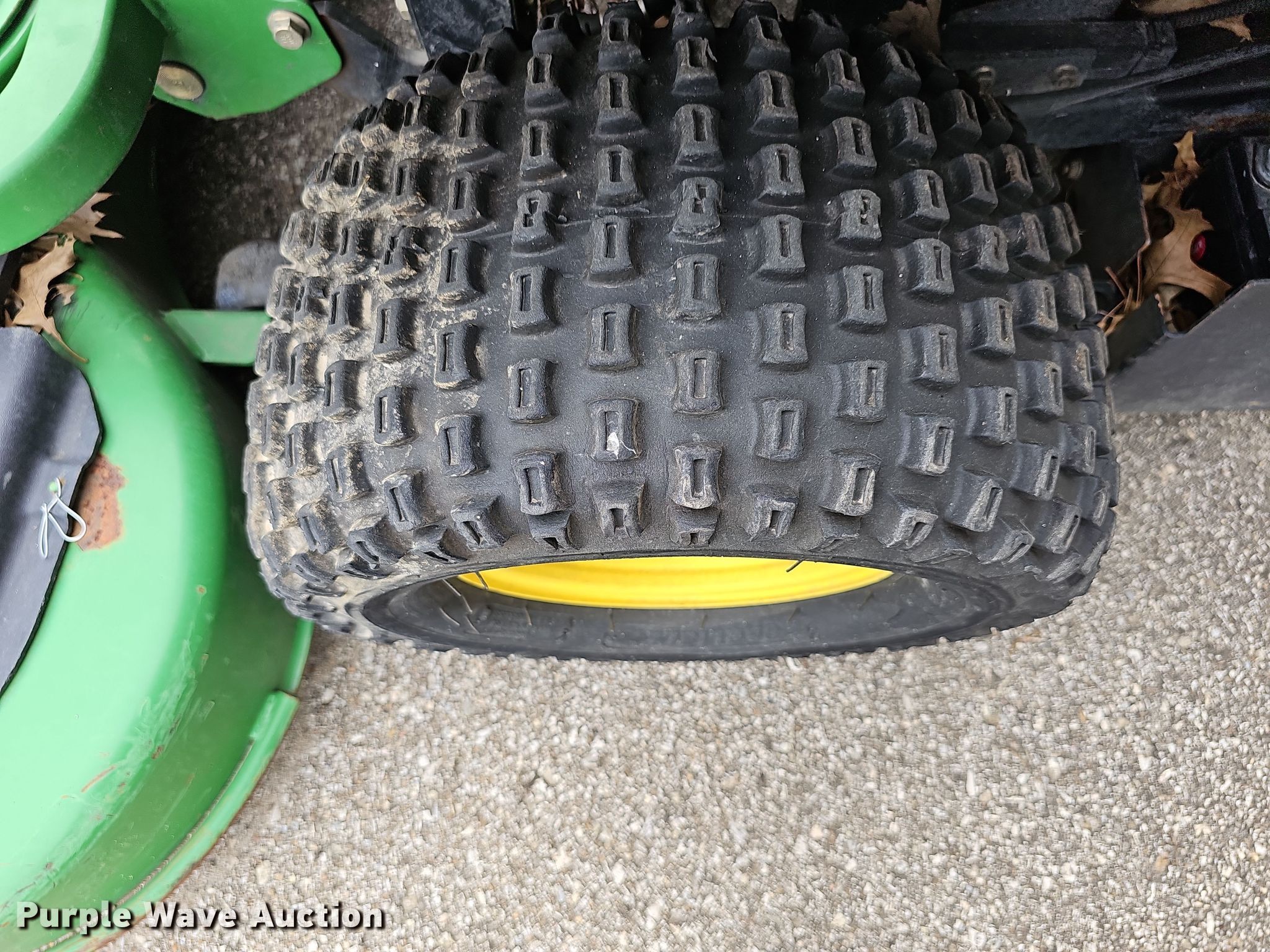 John Deere F680 ZTrack ZTR lawn mower in Lawrence, KS | Item NJ9851 ...