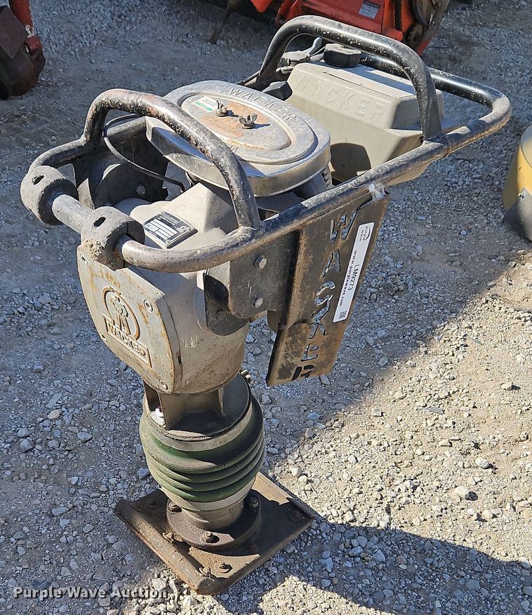 Wacker BS60Y plate compactor in Paola, KS | Item LM9273 sold | Purple Wave