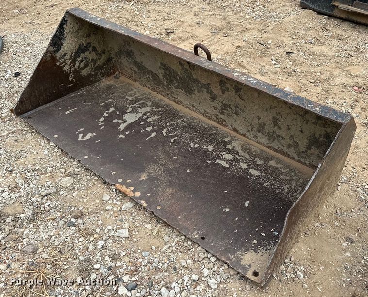 Compact utility loader bucket in Kingston, OK | Item NA9587 sold ...