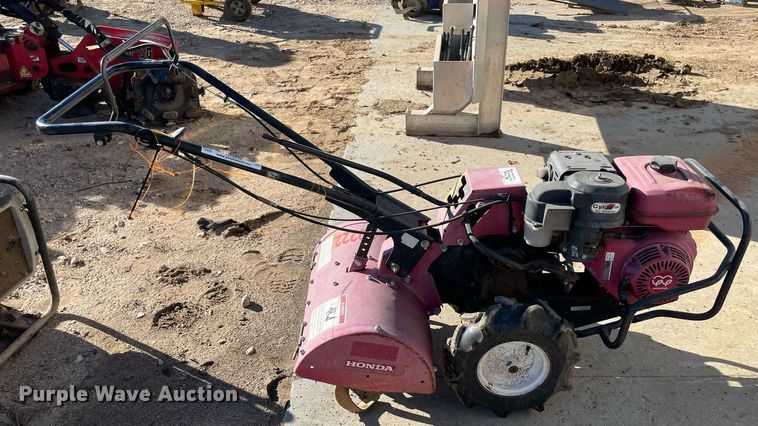 Honda FRC800 tiller in Kingston, OK | Item NA9638 sold | Purple Wave