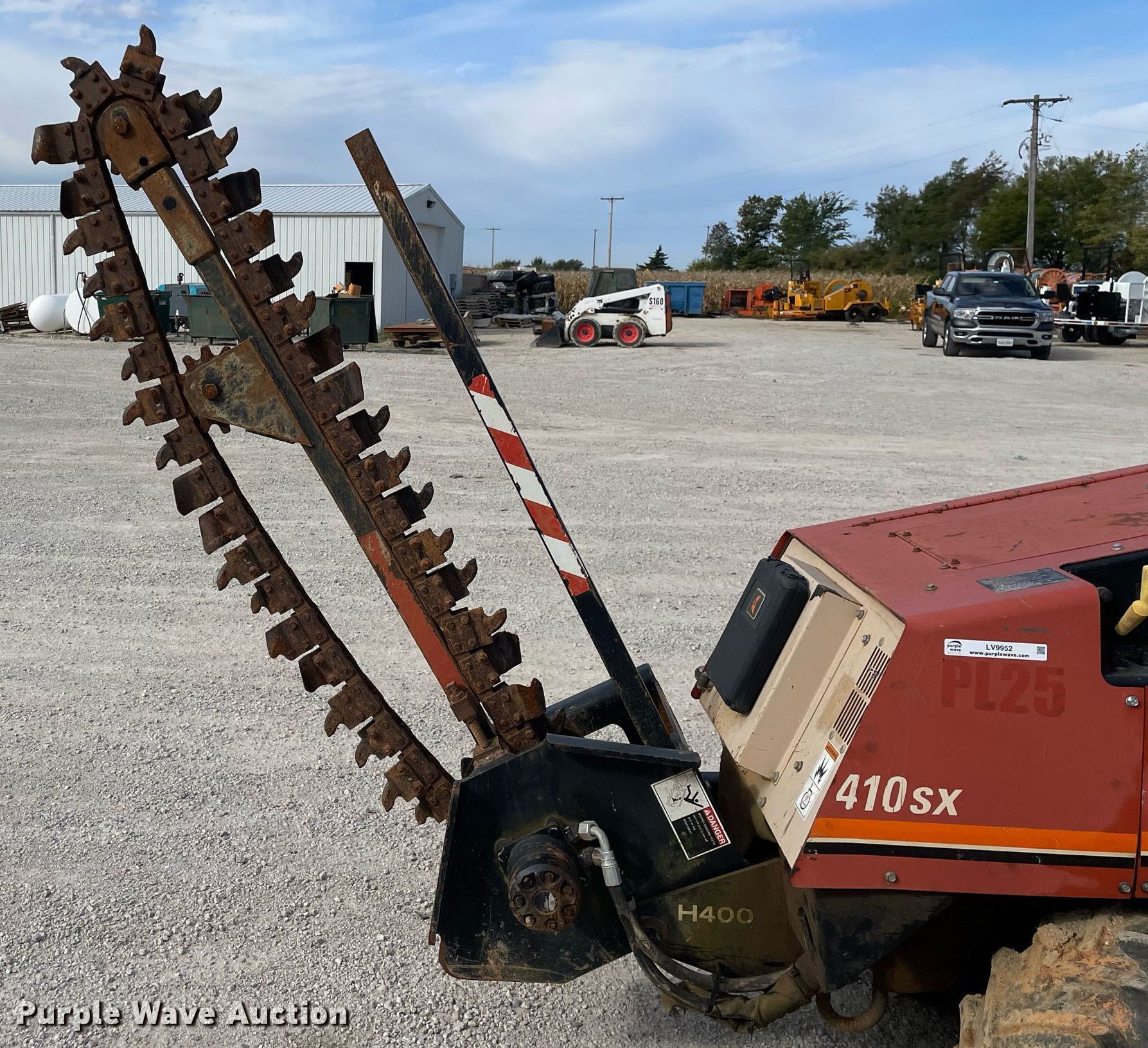 2012 Ditch Witch 410SX trencher in Clinton, IL | Item LV9952 sold ...