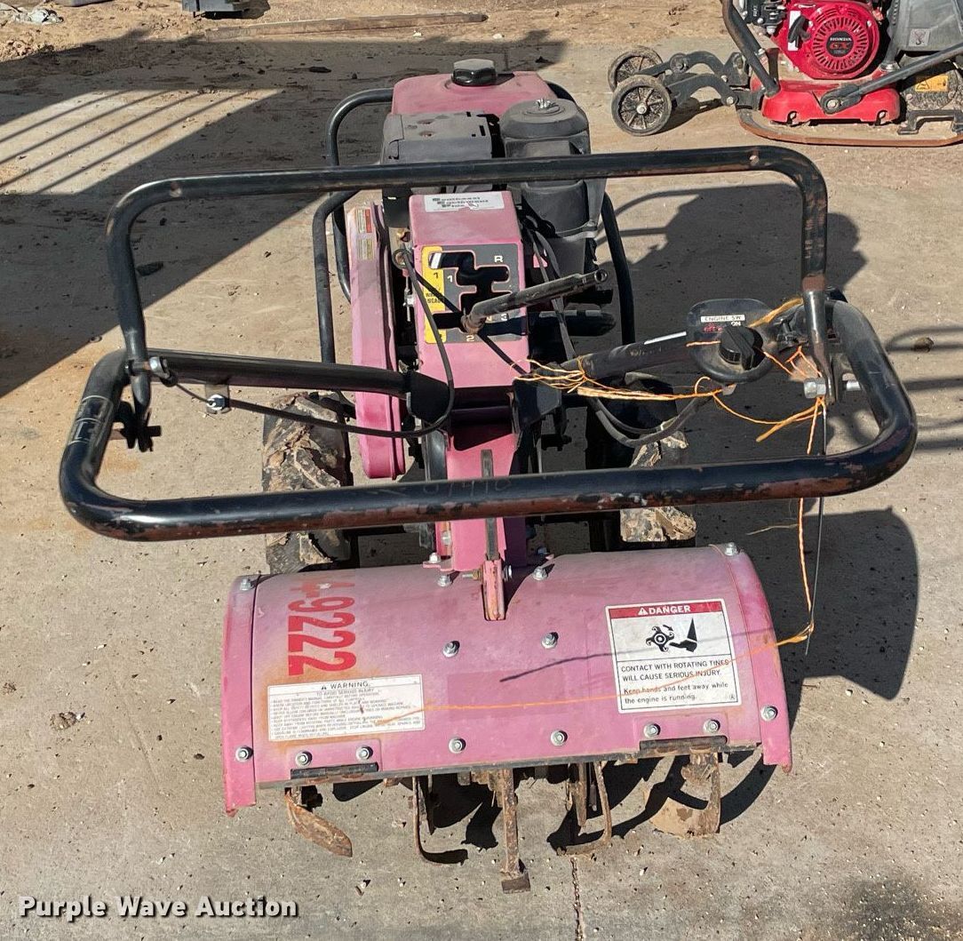 Honda FRC800 tiller in Kingston, OK | Item NA9638 sold | Purple Wave