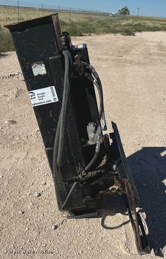 Danuser SM40 Hammer skid steer post driver in Canyon, TX | Item DK2558 ...