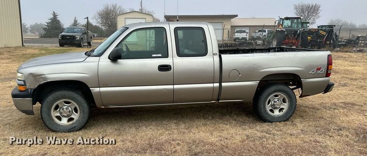 2002 Chevrolet Silverado 1500 Ext. Cab pickup truck in Ellis, KS | Item ...