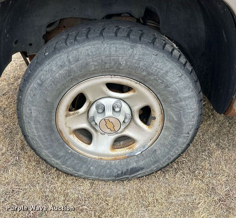 2002 Chevrolet Silverado 1500 Ext. Cab pickup truck in Ellis, KS | Item ...