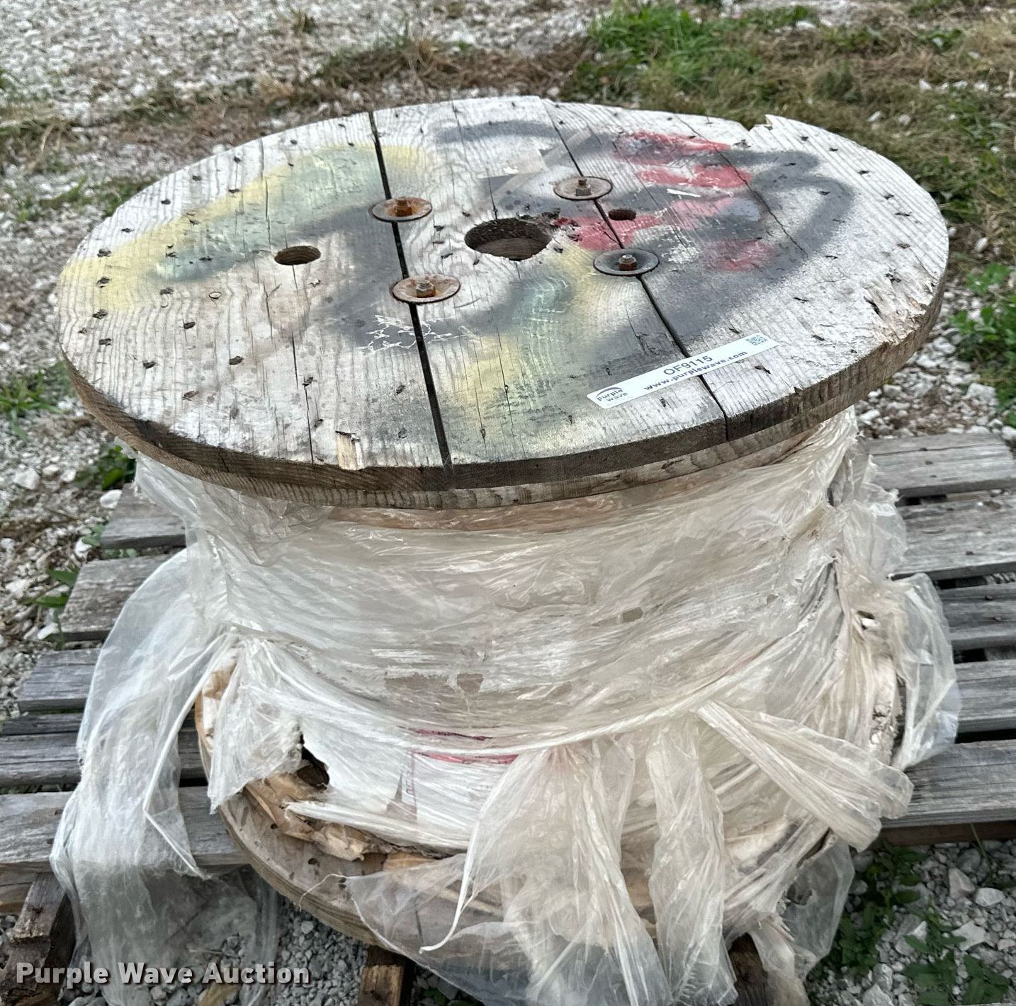 Cable spool in Kearney, MO | Item OF9115 sold | Purple Wave