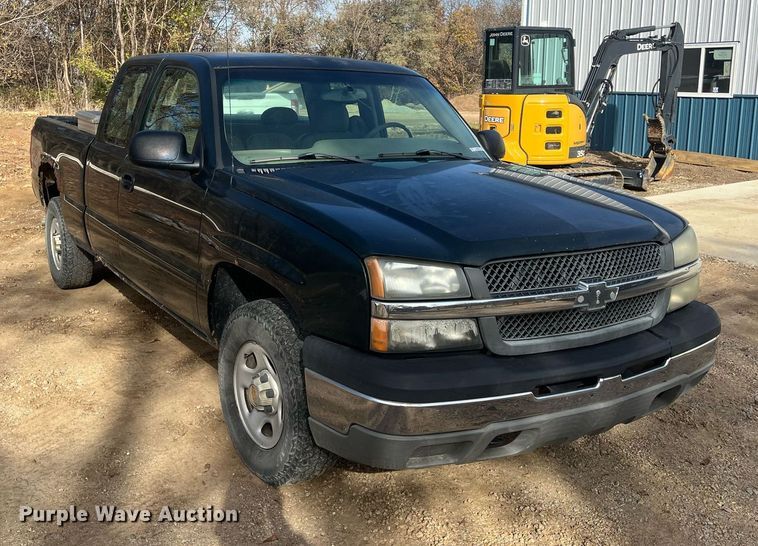 2003 Chevrolet Silverado 1500 Ext. Cab pickup truck in Lecompton, KS ...