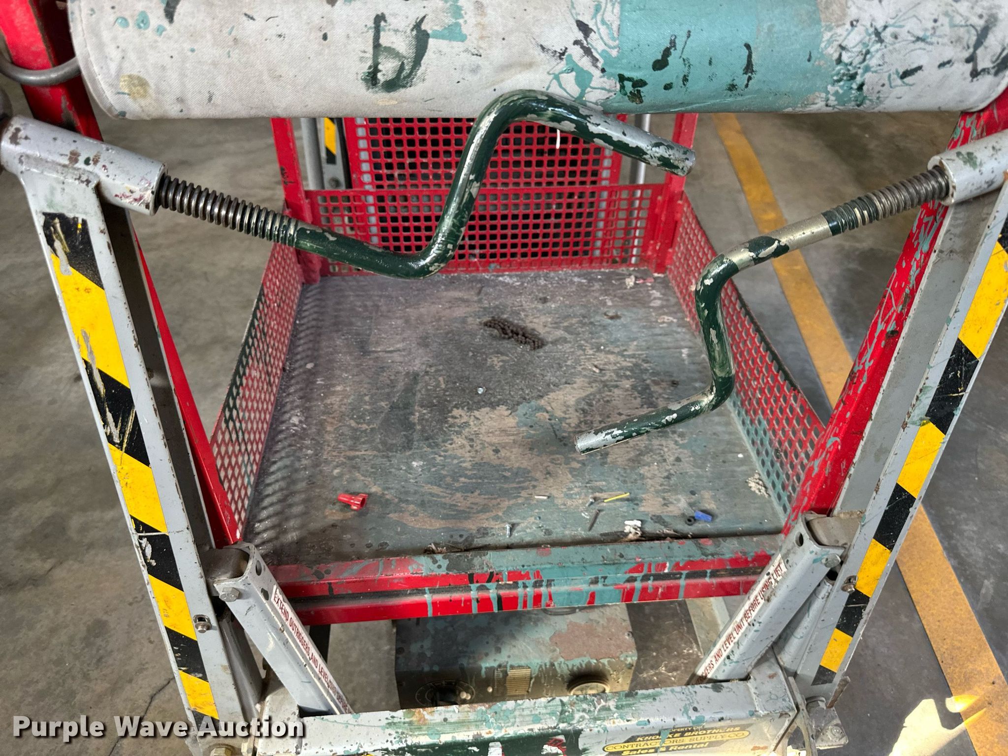 Handy Herman 24D vertical lift in Overland Park, KS | Item NL9206 sold ...