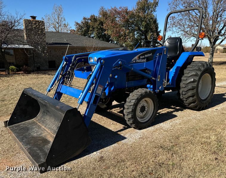 2007 New Holland TC30 MFWD tractor in Perry, OK | Item GG9842 sold ...