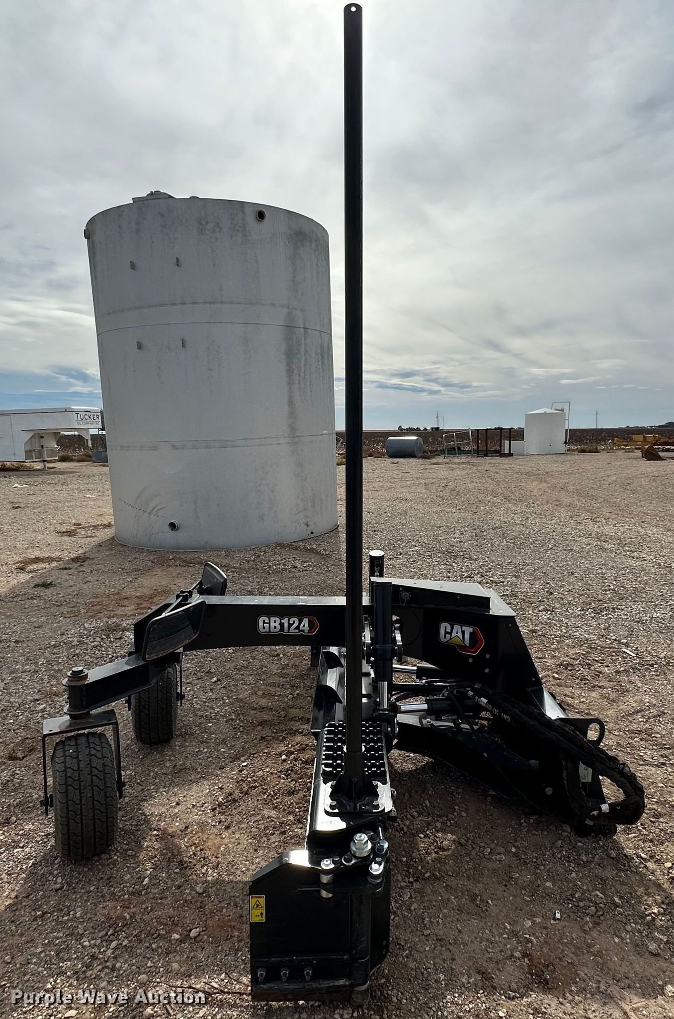 Caterpillar GB124 skid steer grader in Slaton, TX | Item DQ1519 sold ...