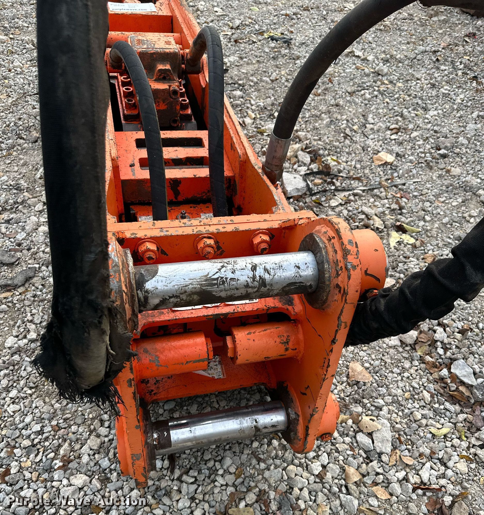 NPK E213 breaker in Lansing, KS | Item DW2922 sold | Purple Wave